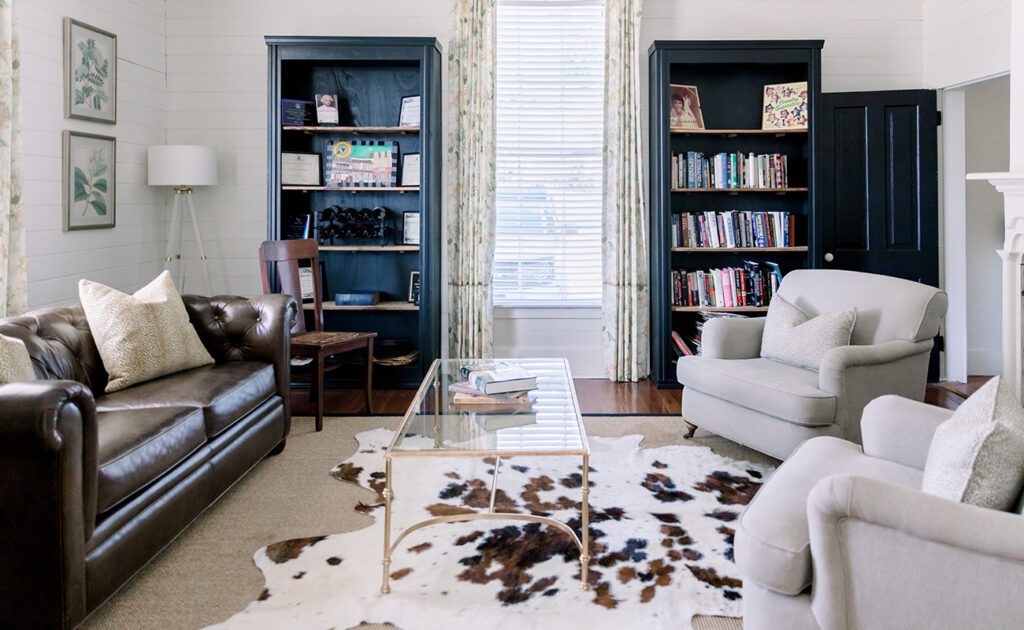 Tumlin House - A Vibrant Farmhouse Getaway